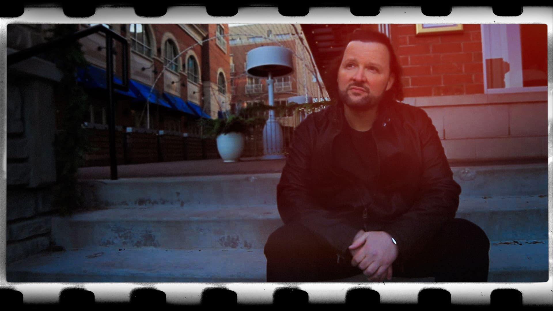 Sarantos 2023 photos, Sarantos Melogia, Solo Music Artist, Solo Music ...